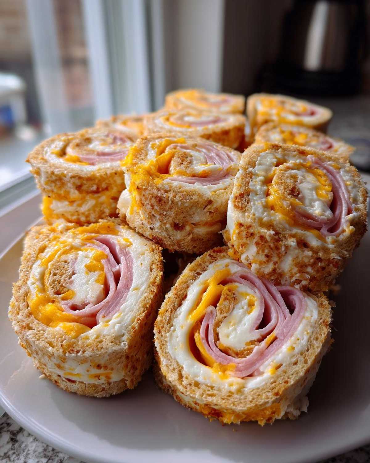 Amazing Kid-Friendly Ham & Cheese Pinwheel Sandwiches: 10 Minutes to ...