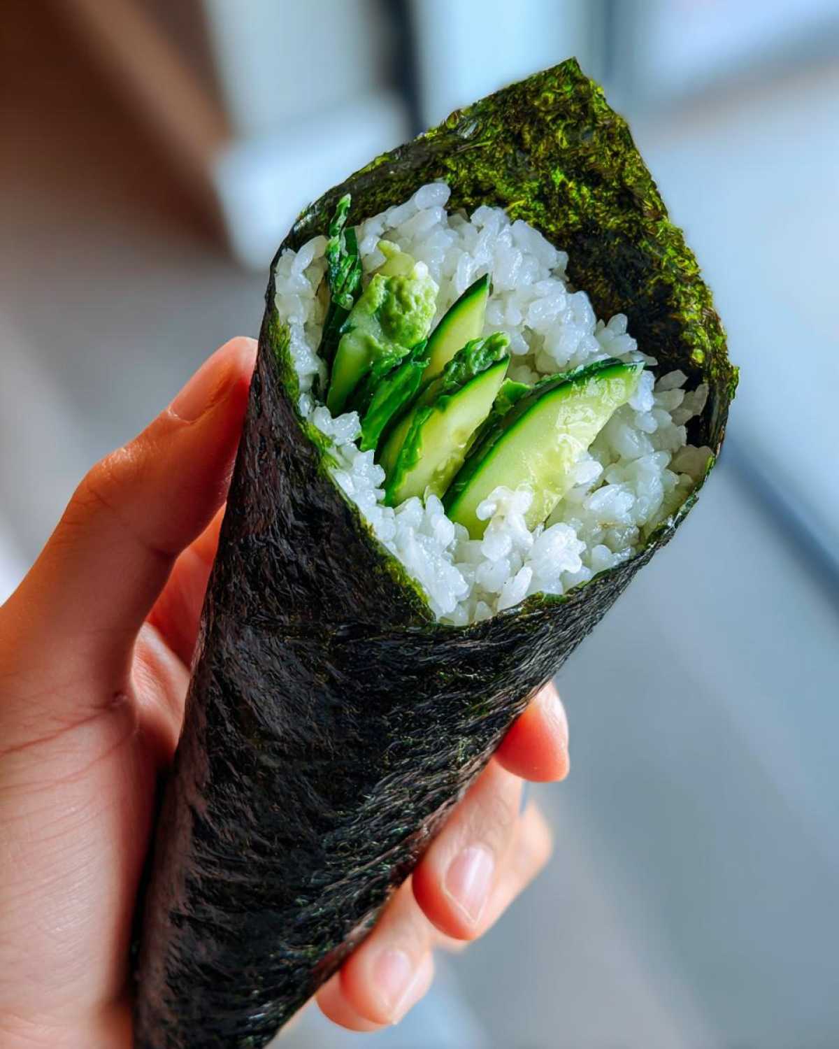 Amazing Kid-Friendly Kid-Friendly Sushi Hand Rolls in 6 Steps ...