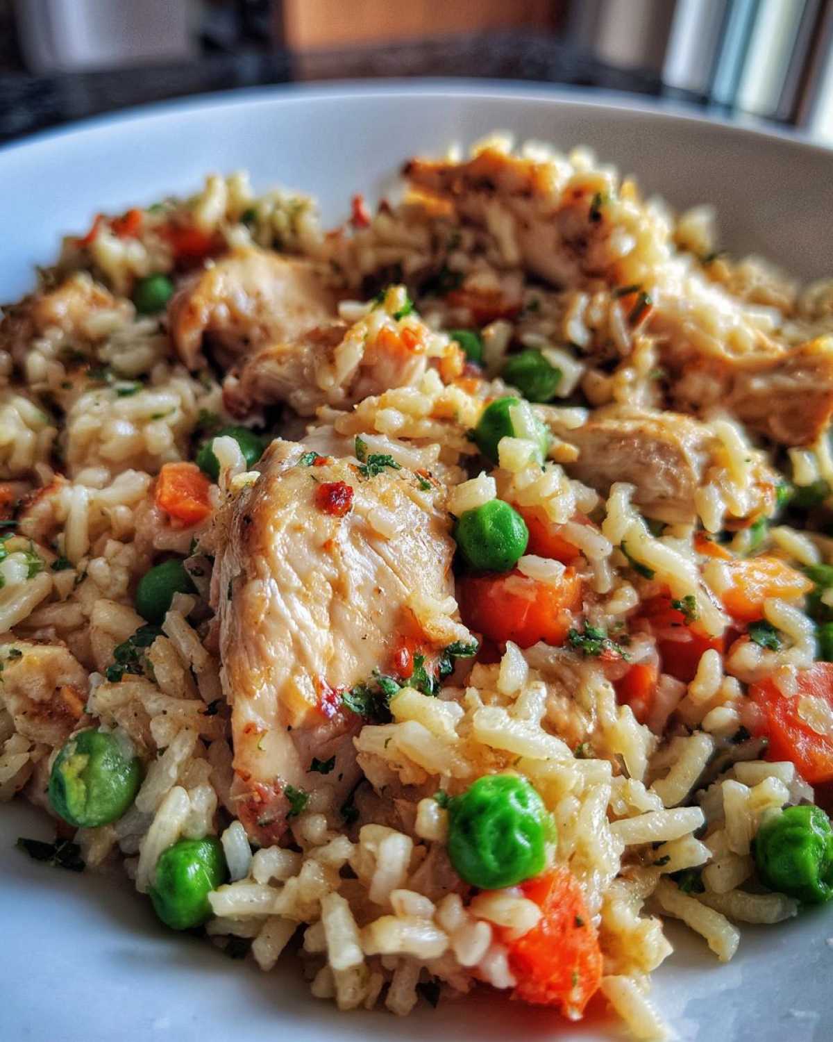 Amazing Kid-Friendly One-Pan Chicken and Rice - childrecipe.com