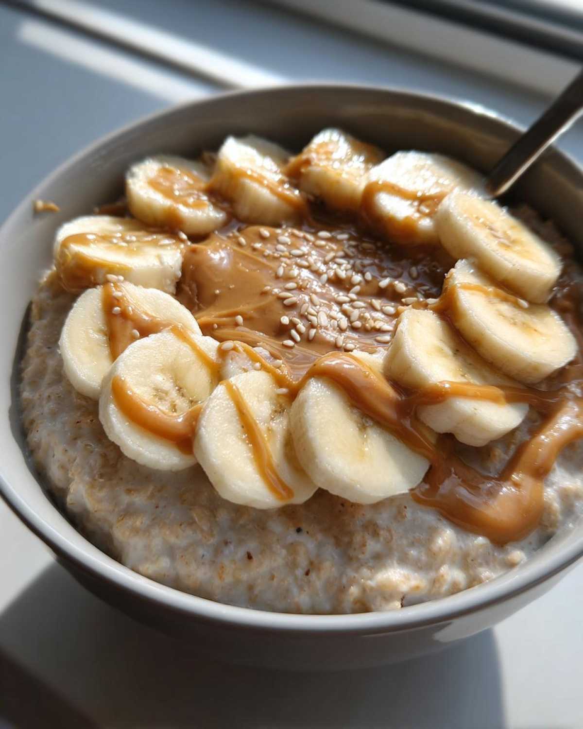 Amazing Kid-Friendly Peanut Butter Banana Oatmeal in 5 Minutes ...