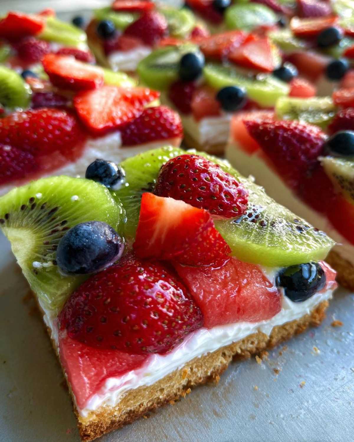Amazing Kid-Friendly Watermelon Fruit Pizza in 10 Minutes: A Sweet Hit ...